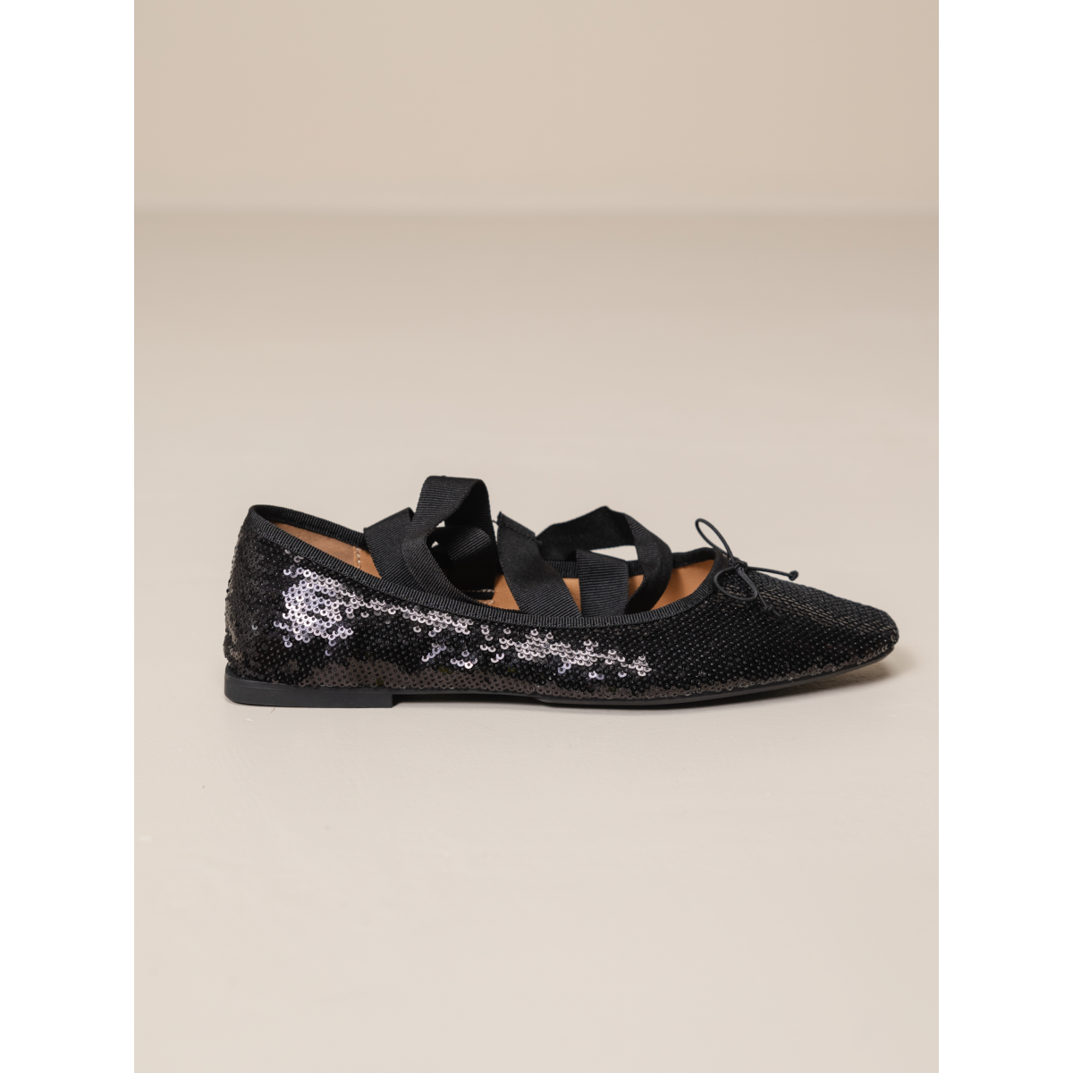 Sapatos sabrinas com fitas - 249928.PRETO - SMF